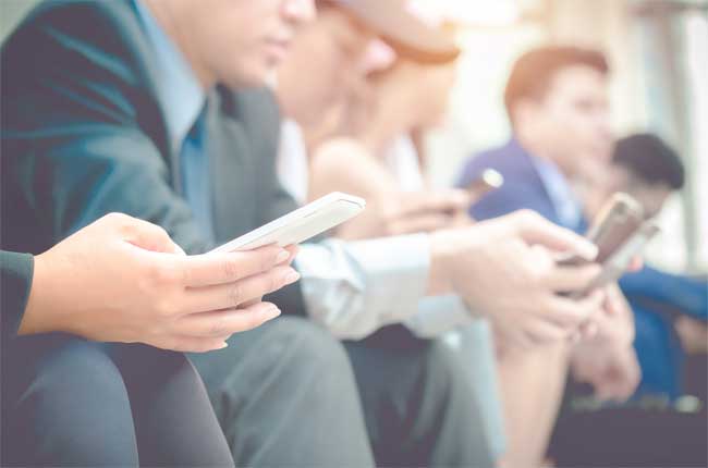 Treating Text Neck With Chiropractic Care Mapleview Chiropractic Centre